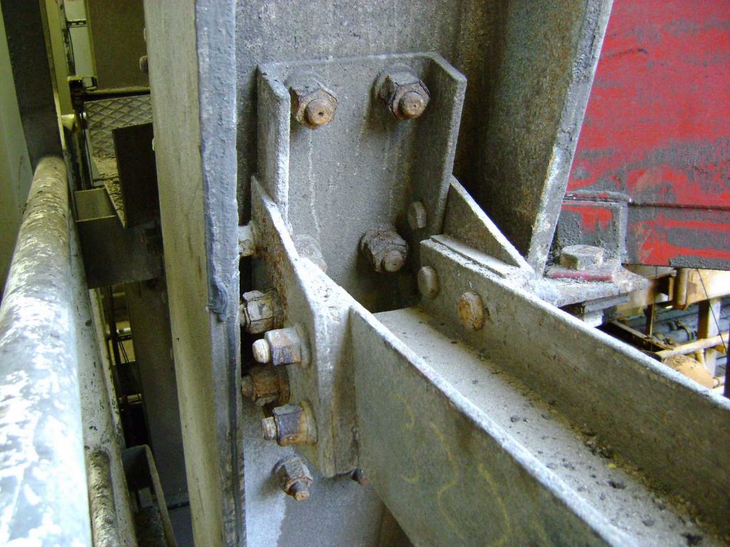 derrickmans-cabin-support-bolts-dw-dr-corner-level-1 - Derrick Services ...