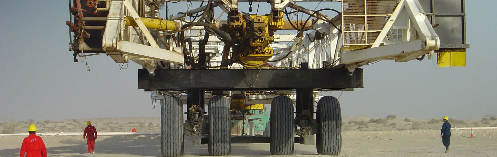 land-rig - Derrick Services (UK) Ltd