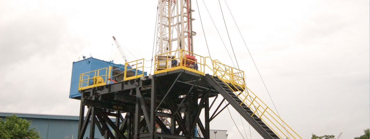 workover-masts - Derrick Services (UK) Ltd